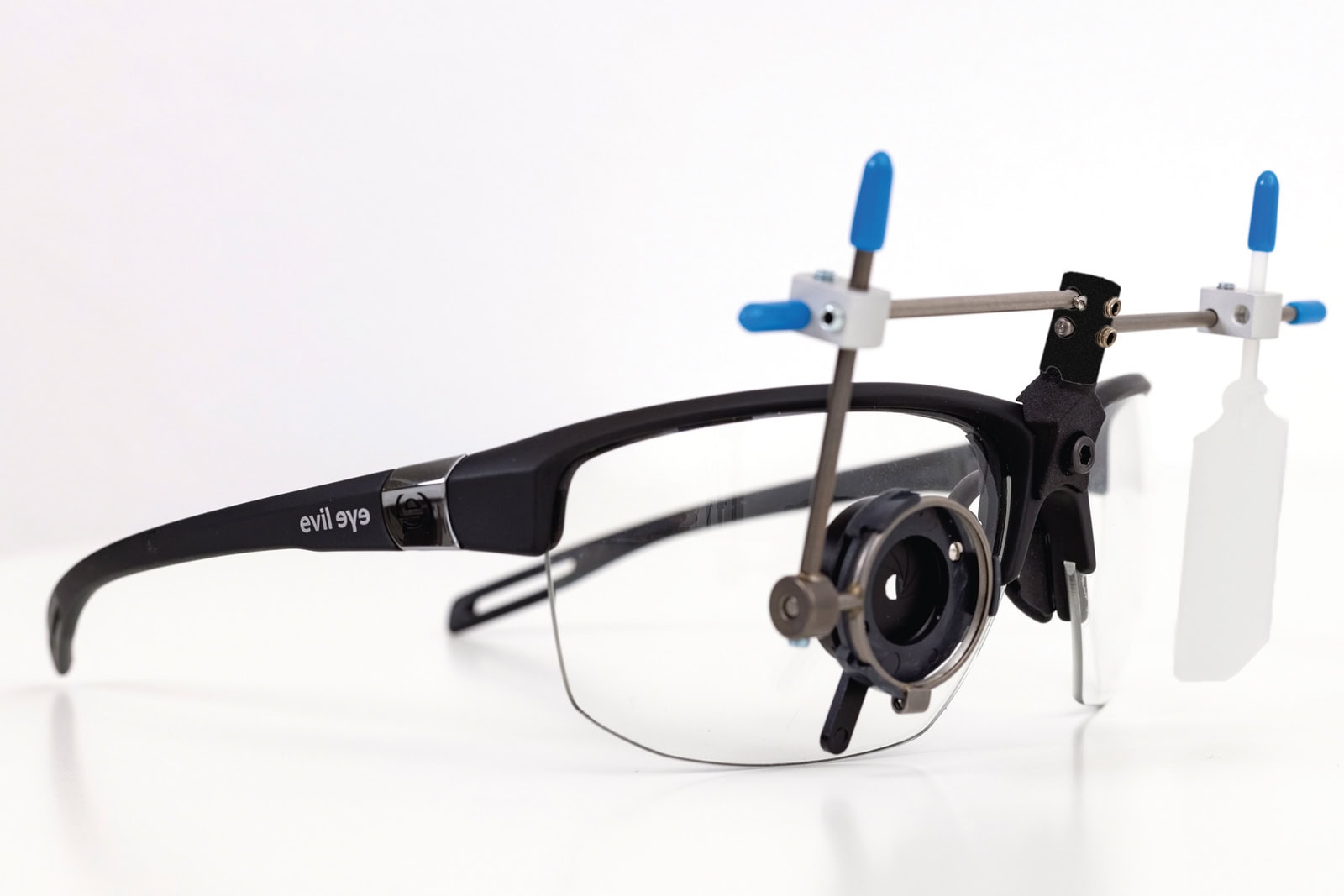 Optimale Sicht für Sportschützen: Die Allround-Schießbrille von SK-X - Lösche Optik | Immer was ...